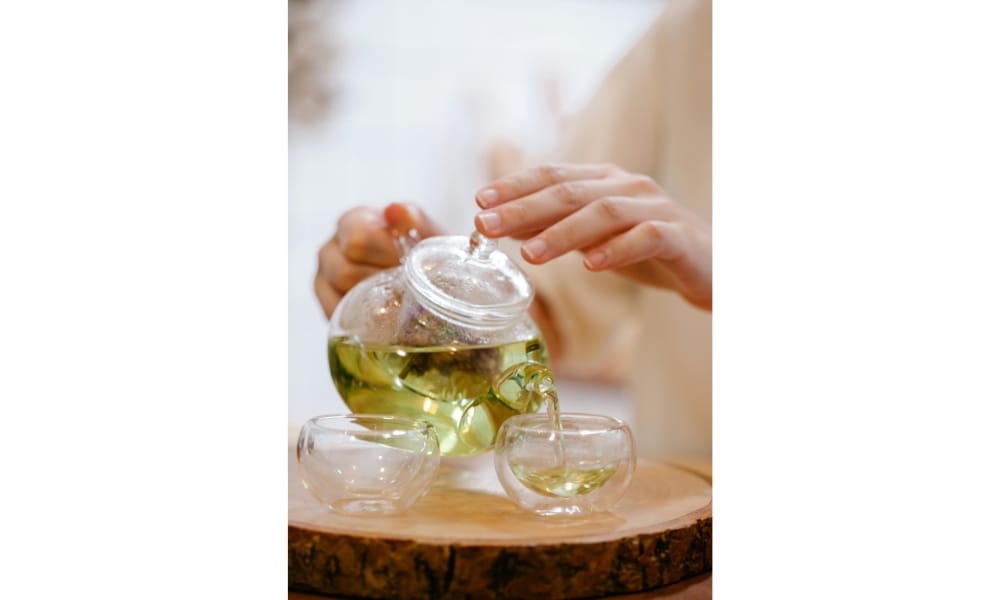 Eat Your Way Out of Jet Lag: Foods and Teas to Help You Rebalance ...